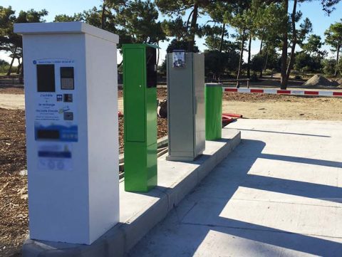 Borne Métallique pour contrôle d'accès parking | EPSILON